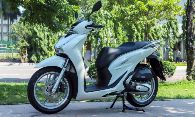 Honda SH mới giá từ 71 triệu đồng